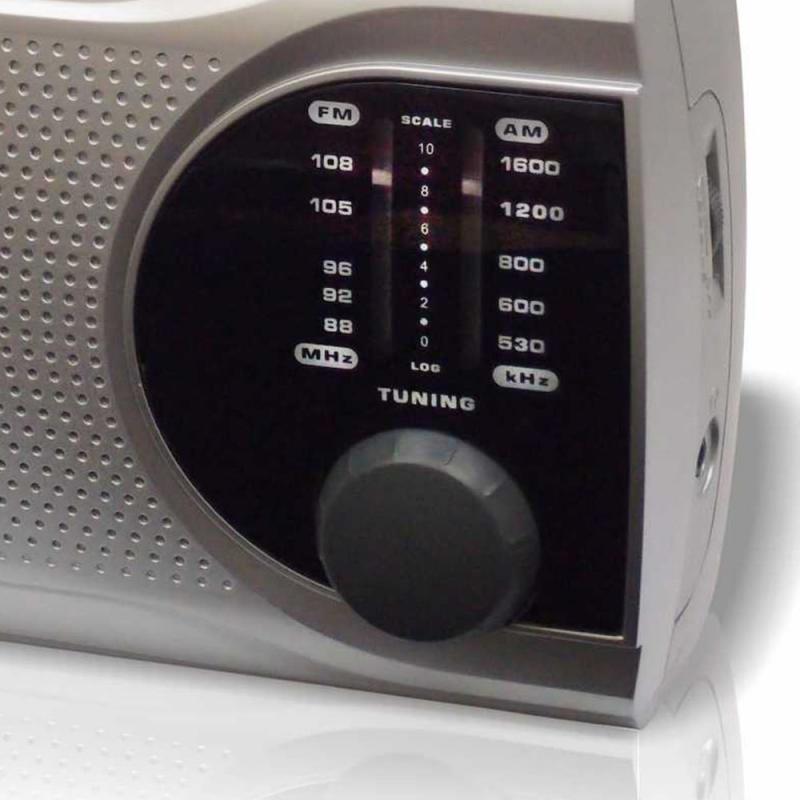 AM / FM radio. AC / DC Surround - HAEGER Home Appliances